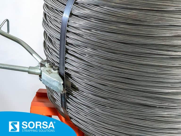 Steel strapping in the metallurgical industry